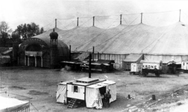 Circus Krone - Circopedia
